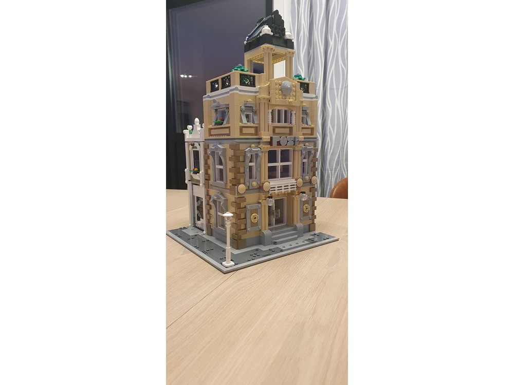 LEGO MOC Post Office - 10278 Police Station Alternate Build by Yanix ...