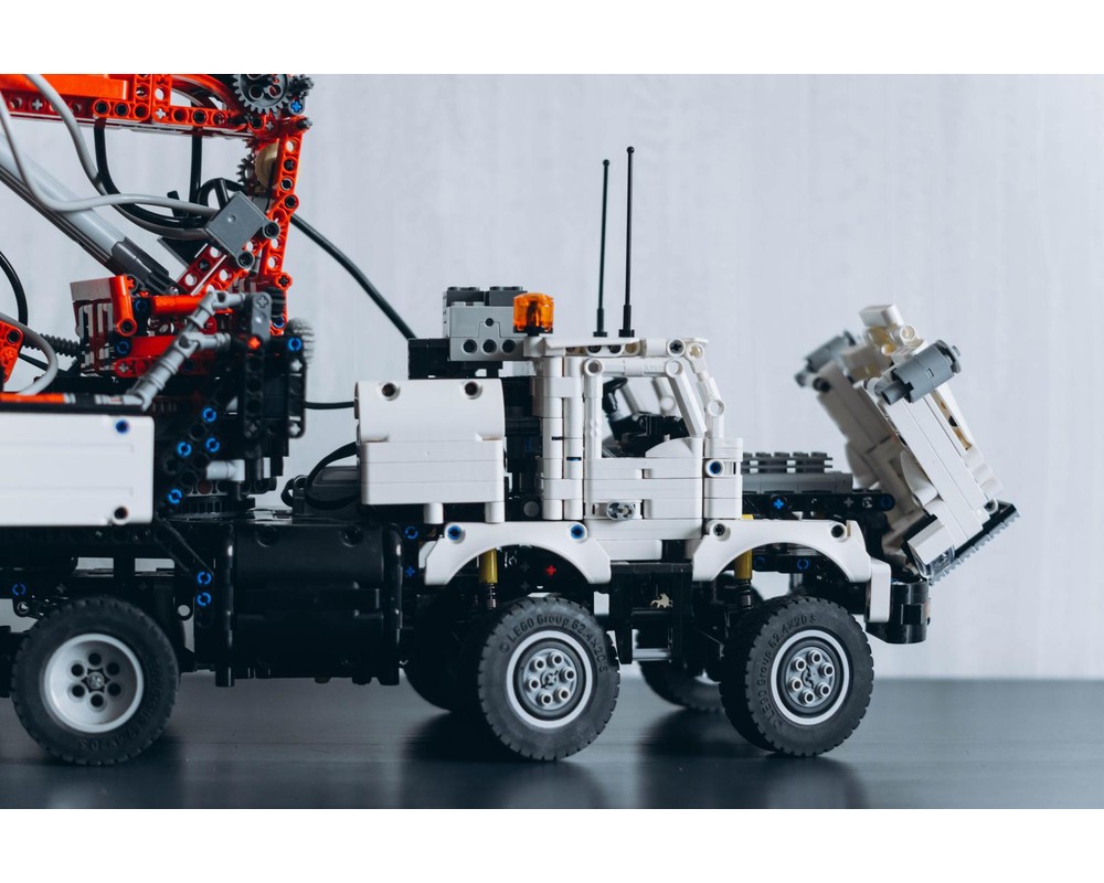 LEGO MOC Kenworth C500B + Putzmeister M70 by OleJka | Rebrickable ...