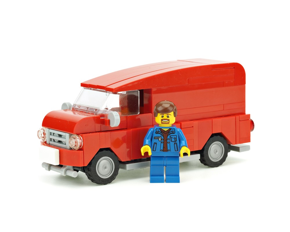 LEGO MOC Old red van by De_Marco | Rebrickable - Build with LEGO
