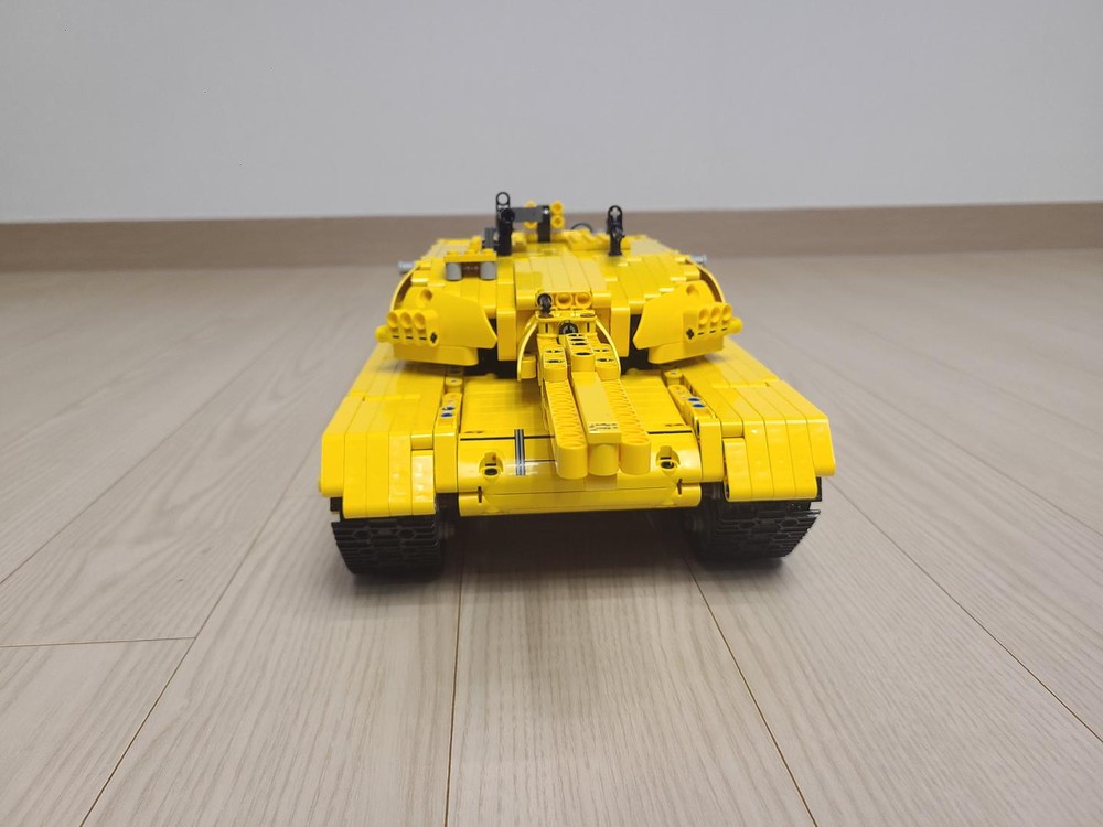 Lego Moc Technic Rc Tank By Mechahn Rebrickable Build With Lego