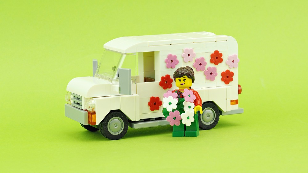 LEGO MOC Flowers delivery van by De_Marco | Rebrickable - Build with LEGO