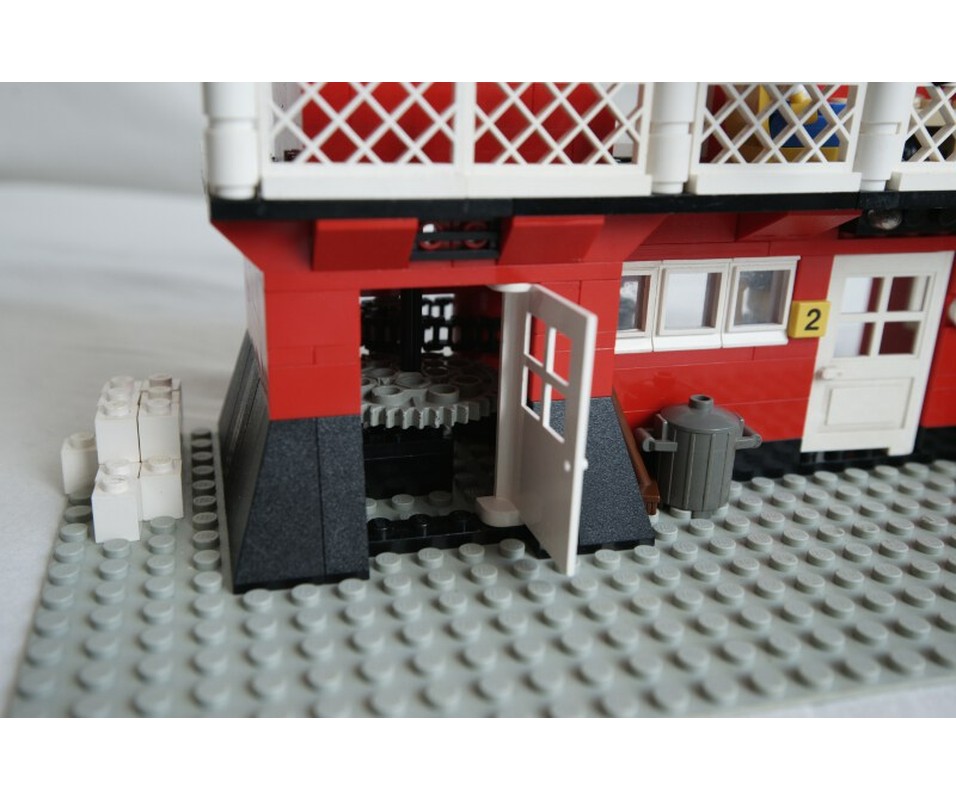 LEGO MOC Red Mill by Mestari | Rebrickable - Build with LEGO
