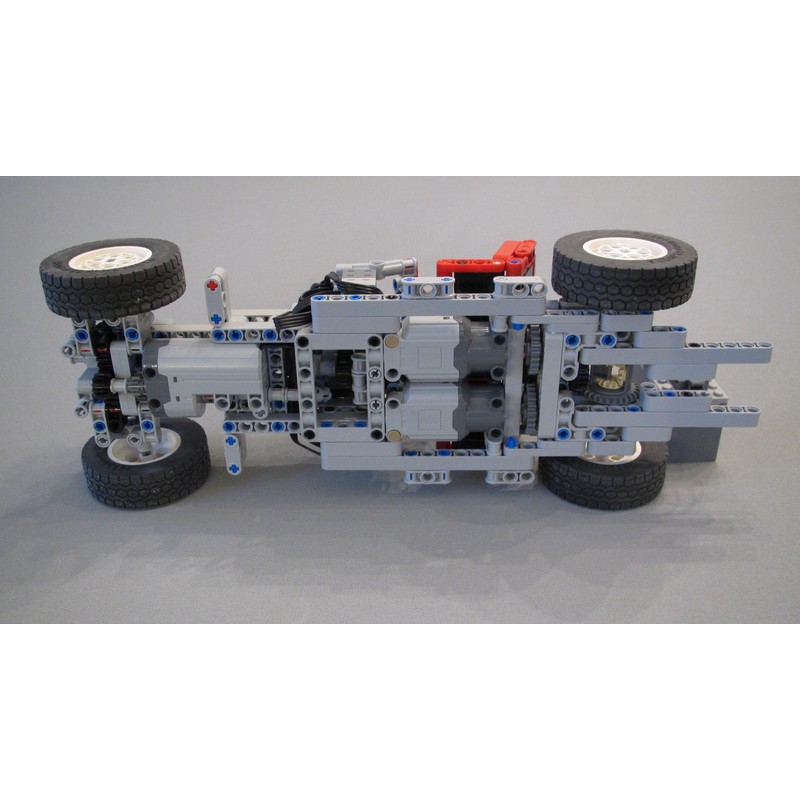 LEGO MOC Classic Jaguar Roadster RC version by martijnnab | Rebrickable ...