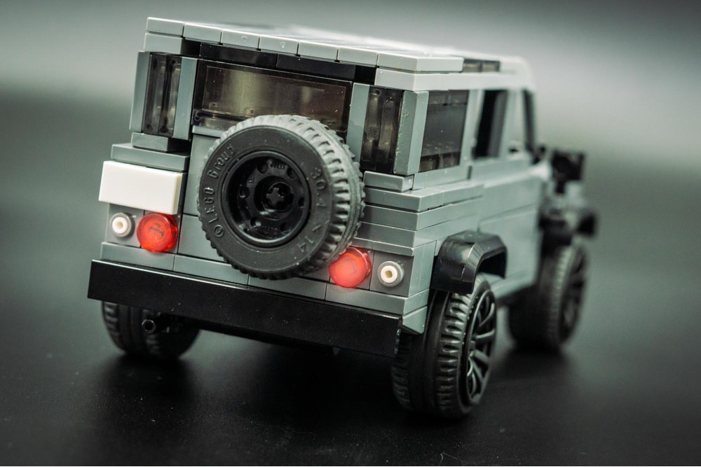 Lego Moc Land Rover Defender 110 By Nv Carmocs Rebrickable Build