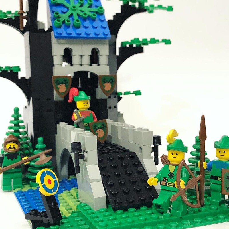 LEGO MOC Forestmen's Outpost by zr_legomaniac | Rebrickable - Build ...