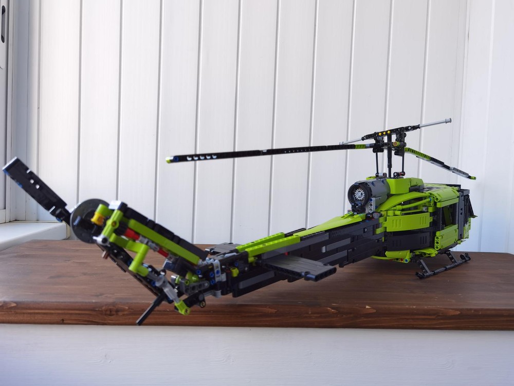 Lego Moc Bell Uh 1 Iroquois Huey By Tonych Rebrickable Build With Lego
