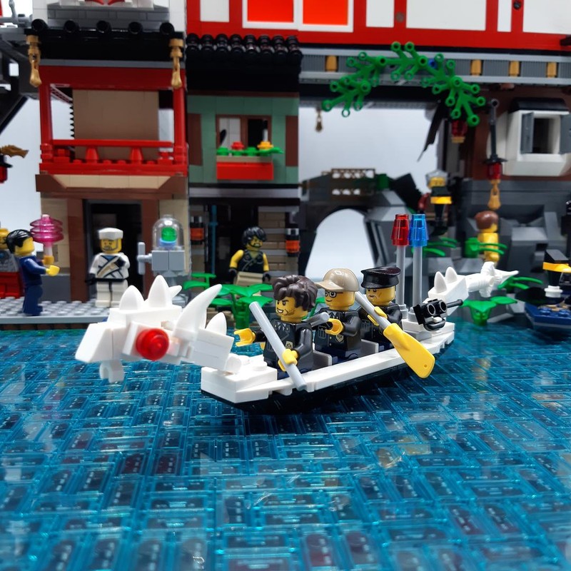LEGO MOC Dragon police boat by Green Yellow Stud | Rebrickable - Build ...