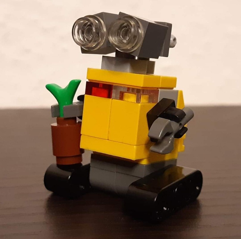 LEGO MOC mini Wall-e by Petya25 | Rebrickable - Build with LEGO
