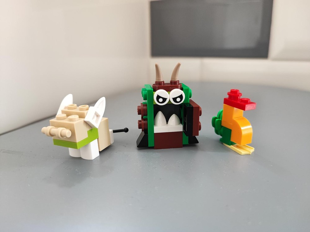 LEGO MOC Moana - Pua, Hei Hei & Kakamora by NFW202 | Rebrickable ...