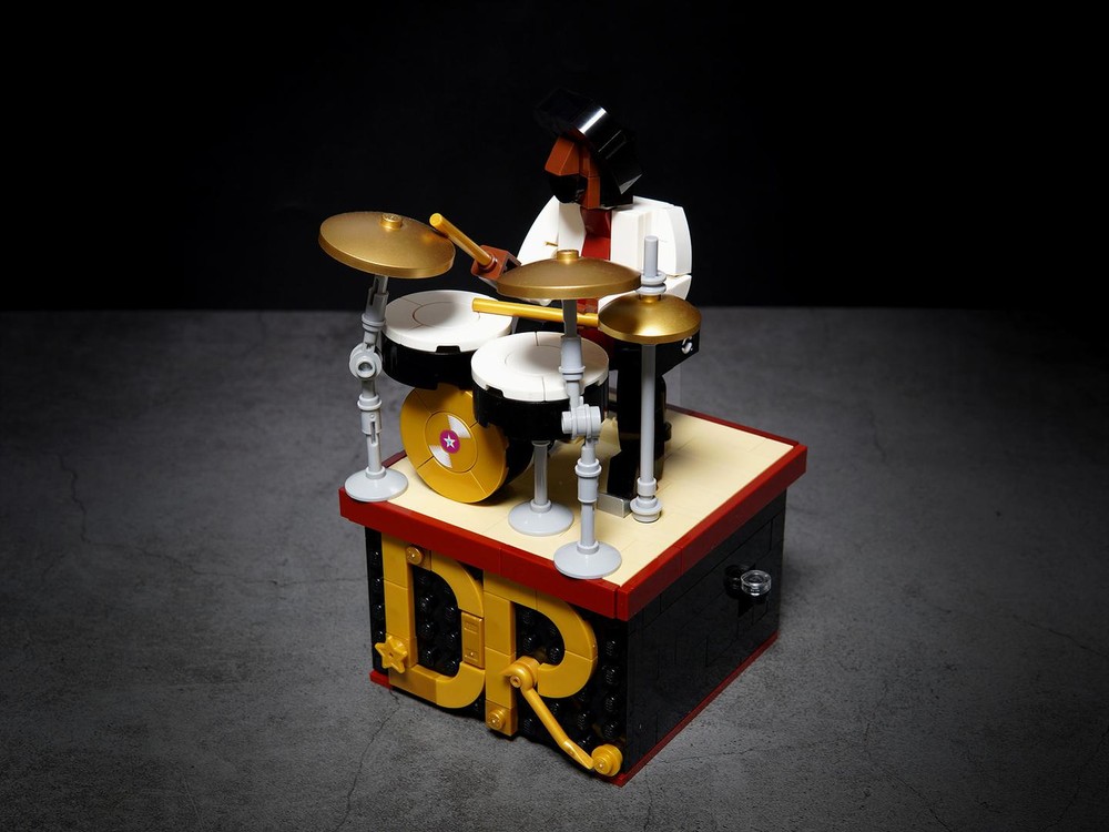 LEGO MOC Drummer Automaton by pixeljunkie | Rebrickable - Build with LEGO