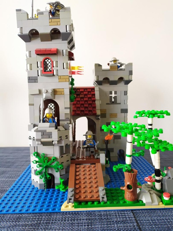 LEGO MOC River Fortress by sahag | Rebrickable - Build with LEGO