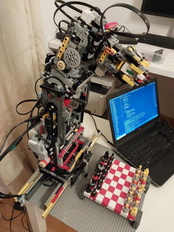 LEGO MOC EV3 Robotic Arm with 7 DOF + Gripper by mr_majczel ...