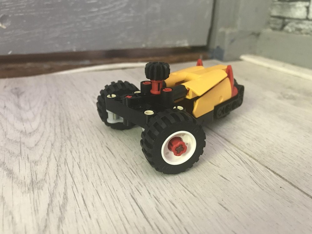 LEGO MOC Morgan Three Wheeler by jackson_ramsay | Rebrickable - Build ...