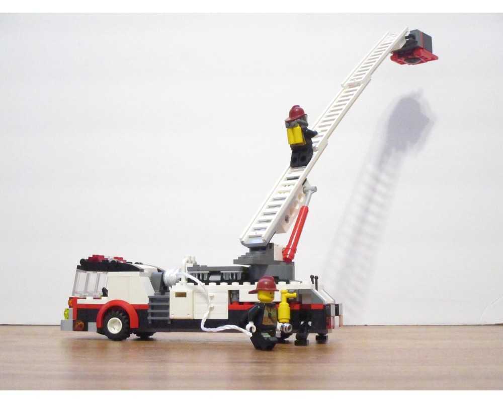 LEGO MOC American Platform Fire Ladder Truck by Nilsson LEGO ...