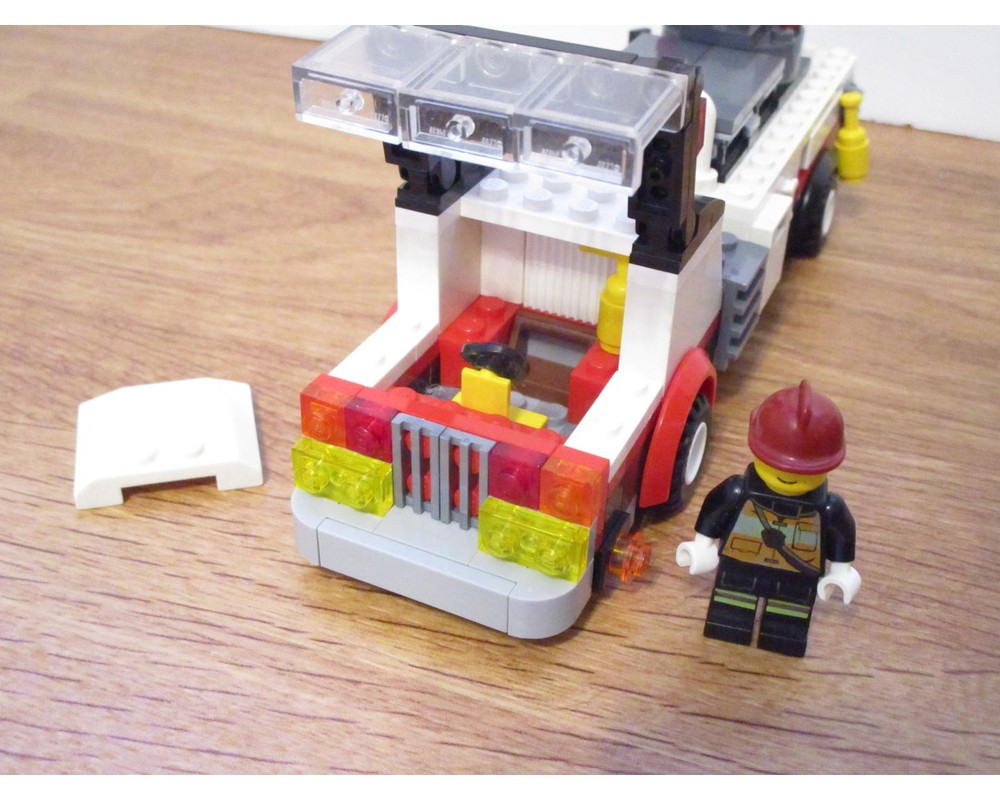 LEGO MOC American Platform Fire Ladder Truck by Nilsson LEGO ...