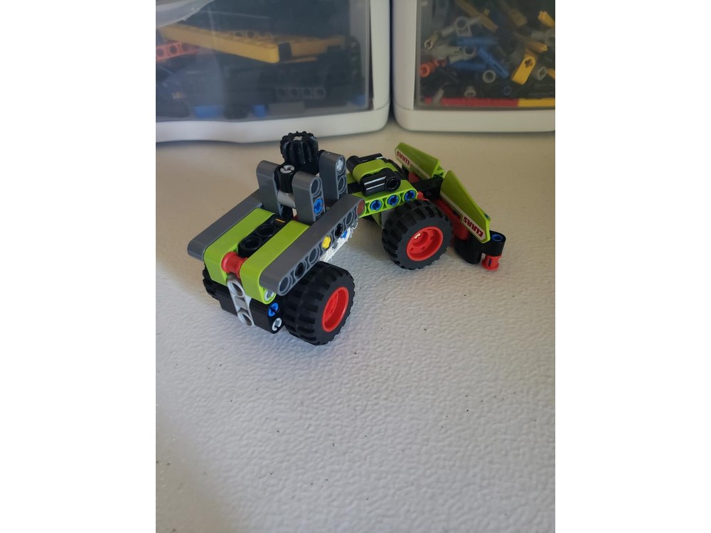 LEGO MOC 42102 Wheeled Dozer by A_Dilophosaurus | Rebrickable - Build ...