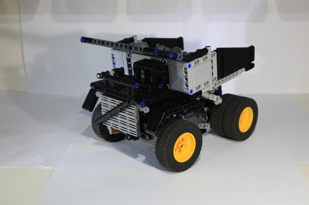 LEGO MOC RC Mining Truck by Jayden_S | Rebrickable - Build with LEGO