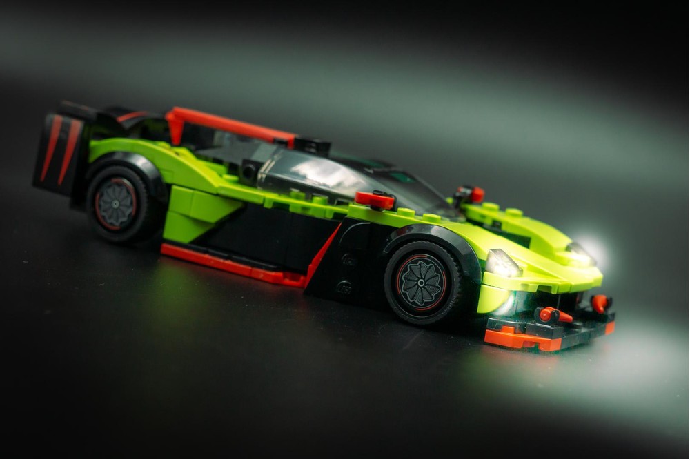 LEGO MOC Aston Martin Valkyrie AMR PRO official by NV Carmocs ...