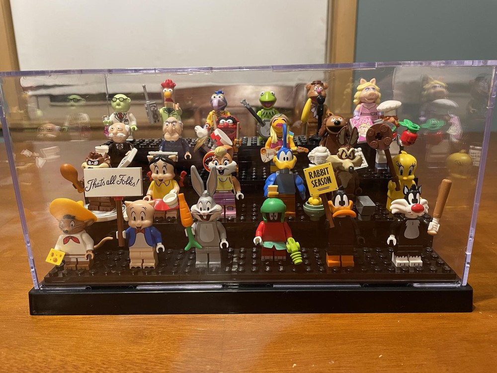 LEGO MOC Amazon Minifig Display Case Platform by Daspoopen ...