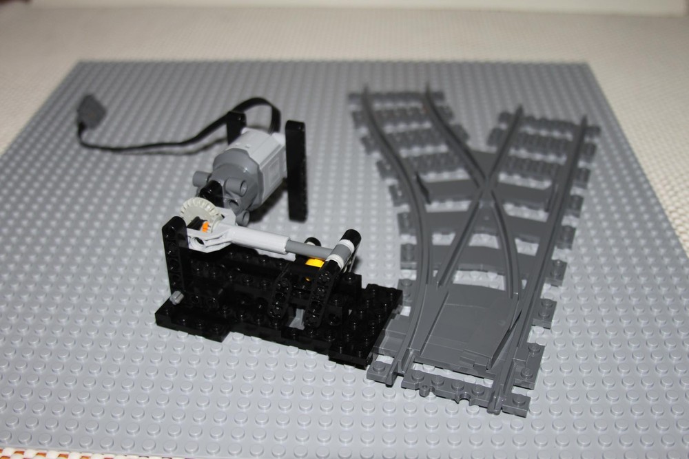 LEGO MOC Motorized Switch Controller for train tracks by 1963maniac ...