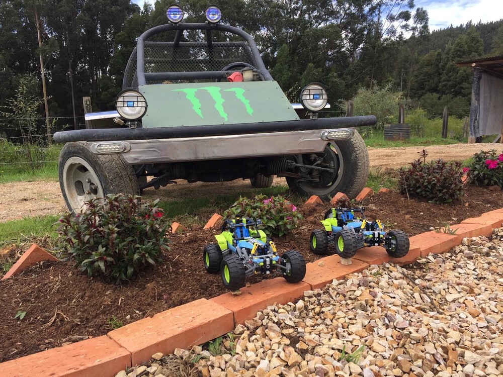 LEGO MOC Motorized Formula Off-Roader by dagupa | Rebrickable - Build ...