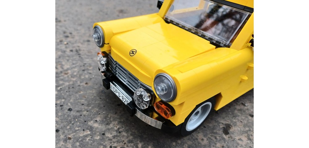LEGO MOC Trabant with trailer by pedankopet | Rebrickable - Build with LEGO