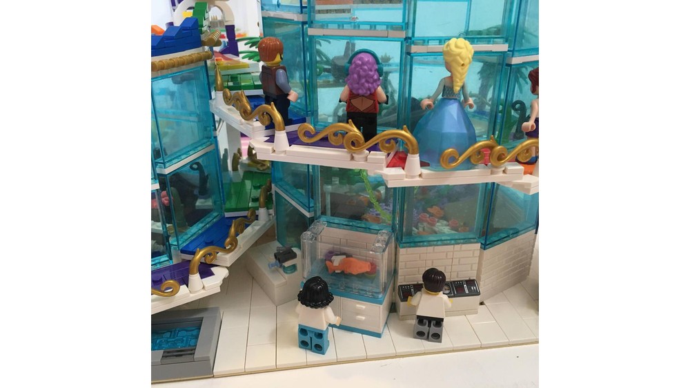 LEGO MOC-115303 The Sea Monster by bugsbycarlin | Rebrickable - Build ...