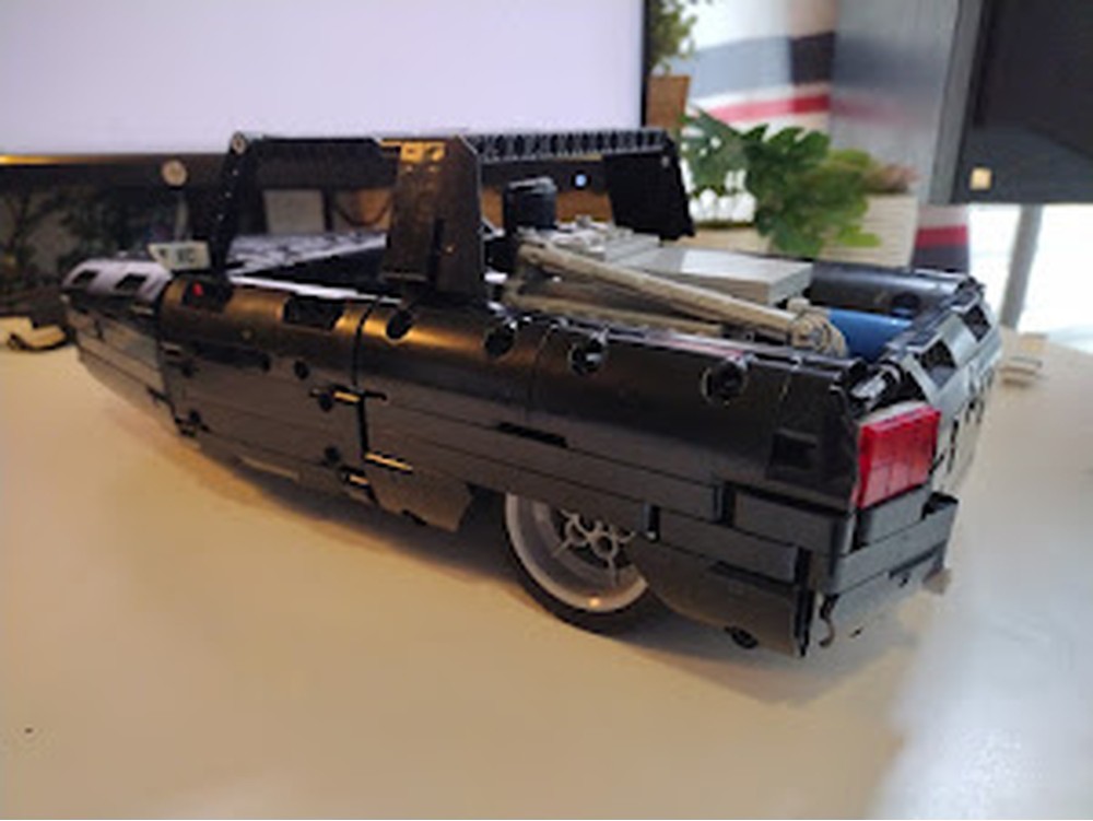LEGO MOC V8 3 Wheeler by EvilEnderman | Rebrickable - Build with LEGO