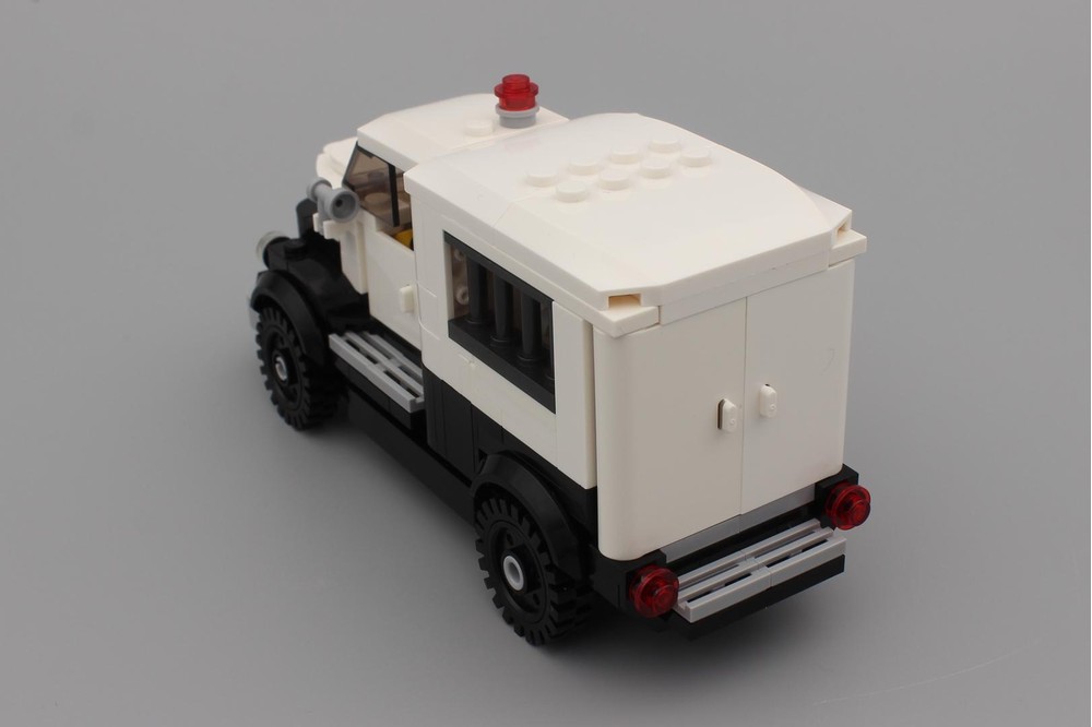 Lego Moc Vintage Police Van By Leewan Rebrickable Build With Lego