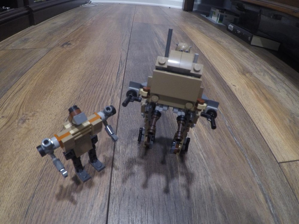 LEGO MOC "Scrapheap" AT-ST and load lifter droid by Stormbringer ...