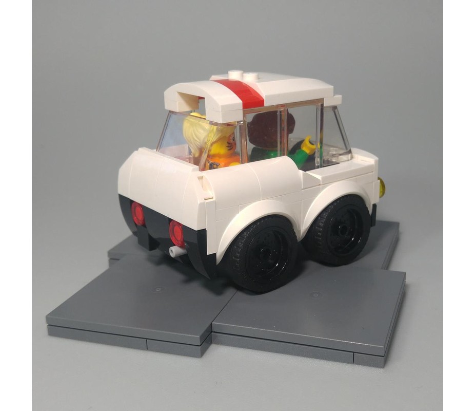 LEGO MOC Compact Family Car by BrickRandom | Rebrickable - Build with LEGO