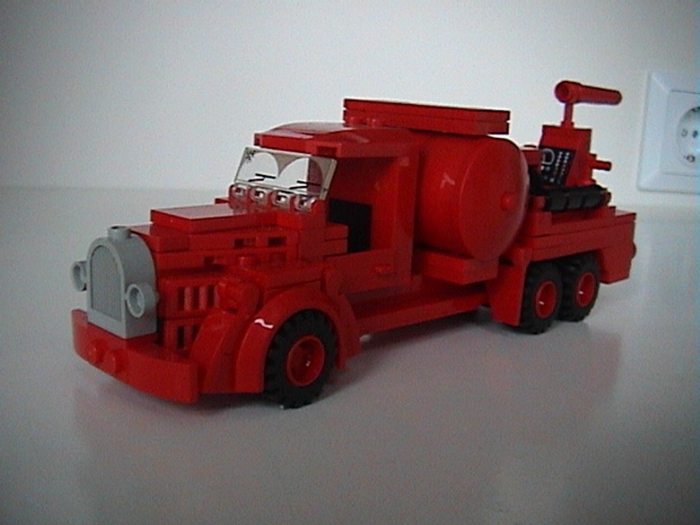 LEGO MOC Austin K6 RAF Firetruck by Lucky-Ramses | Rebrickable - Build ...