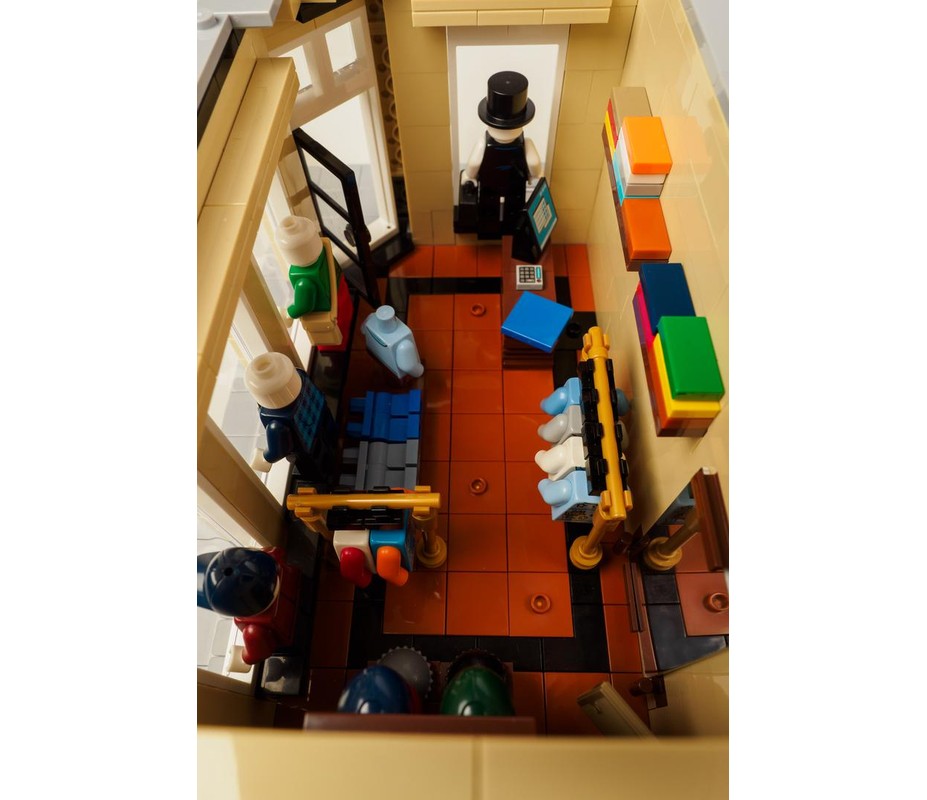 LEGO MOC Fashion Store by EvertvW | Rebrickable - Build with LEGO