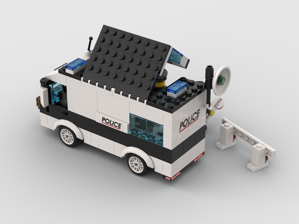 LEGO MOC 6676 - Mobile Command Unit remake by Redness | Rebrickable ...