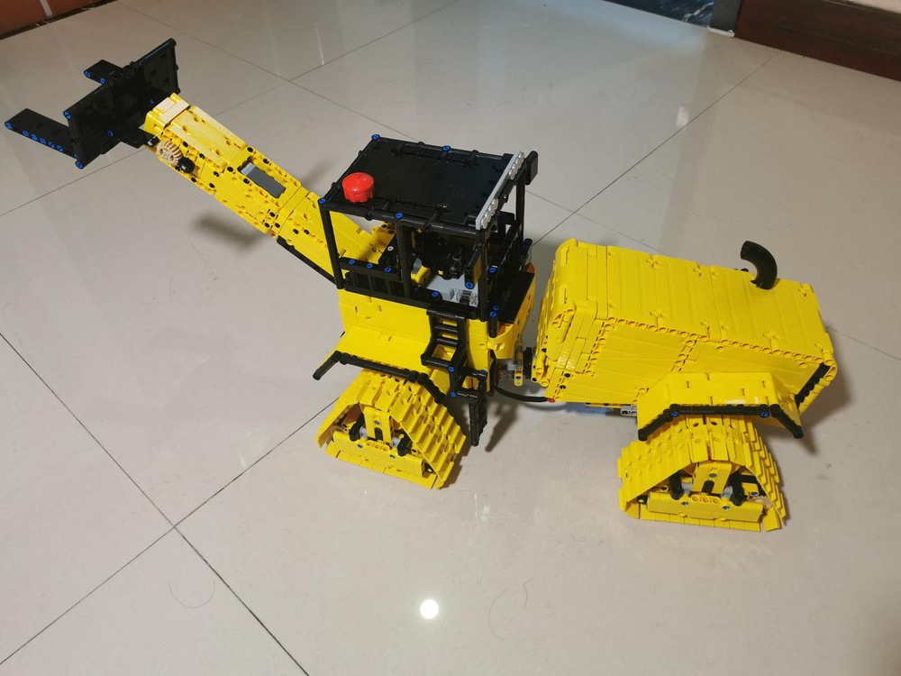 LEGO MOC Four-track Tractor (42131 B Model) by legoRookie2021 ...
