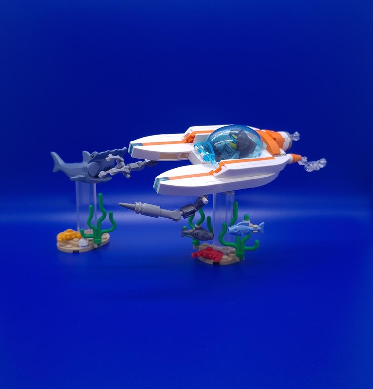 LEGO MOC M12 Manned Submersible by Moc_Lobster | Rebrickable - Build ...