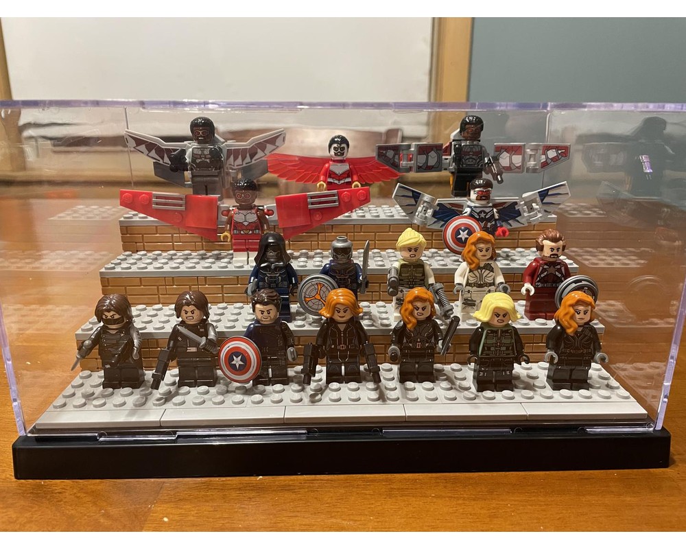 LEGO MOC Amazon Minifig Display Case Platform V2 by Daspoopen ...