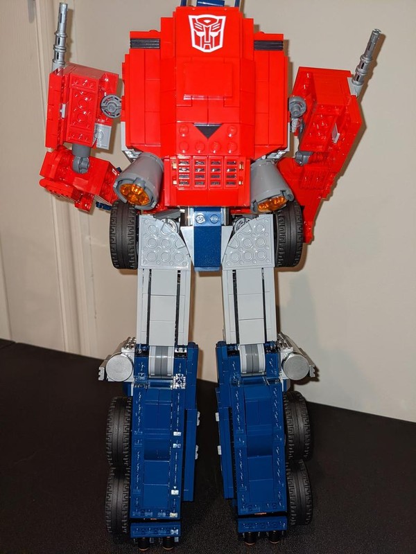 LEGO MOC-118758 Optimus Prime Knee Mod by bigwhiteal | Rebrickable ...