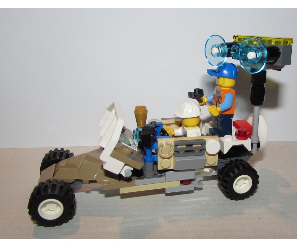 LEGO MOC 60077 - Post-apocalyptic car by BriXperiMent | Rebrickable ...