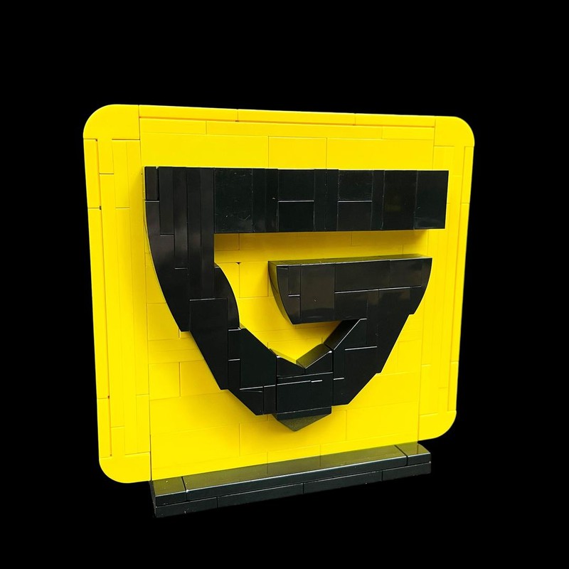 LEGO MOC Guilded Logo by Vividbricks | Rebrickable - Build with LEGO