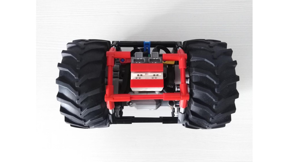 LEGO MOC two-wheeled rider by Green parrot | Rebrickable - Build with LEGO