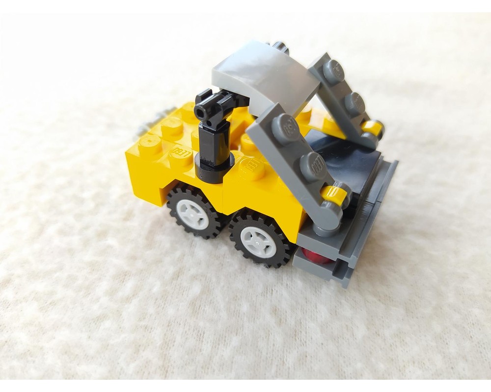 LEGO MOC 11965 Jeep by thekitchenscientist | Rebrickable - Build with LEGO
