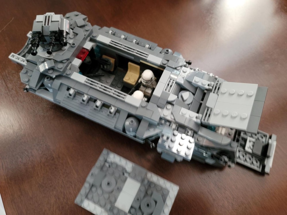 LEGO MOC Imperial Heavy Marauder with modded full rotation top turret ...
