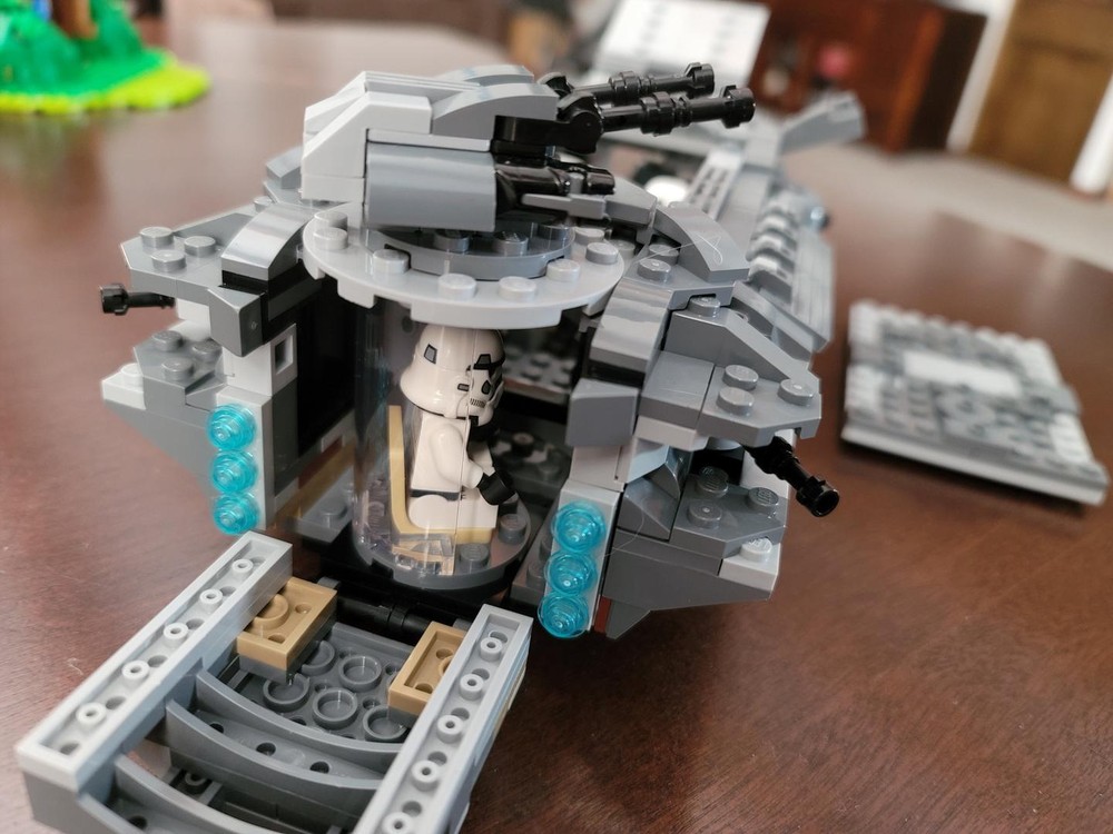 LEGO MOC Imperial Heavy Marauder with modded full rotation top turret ...