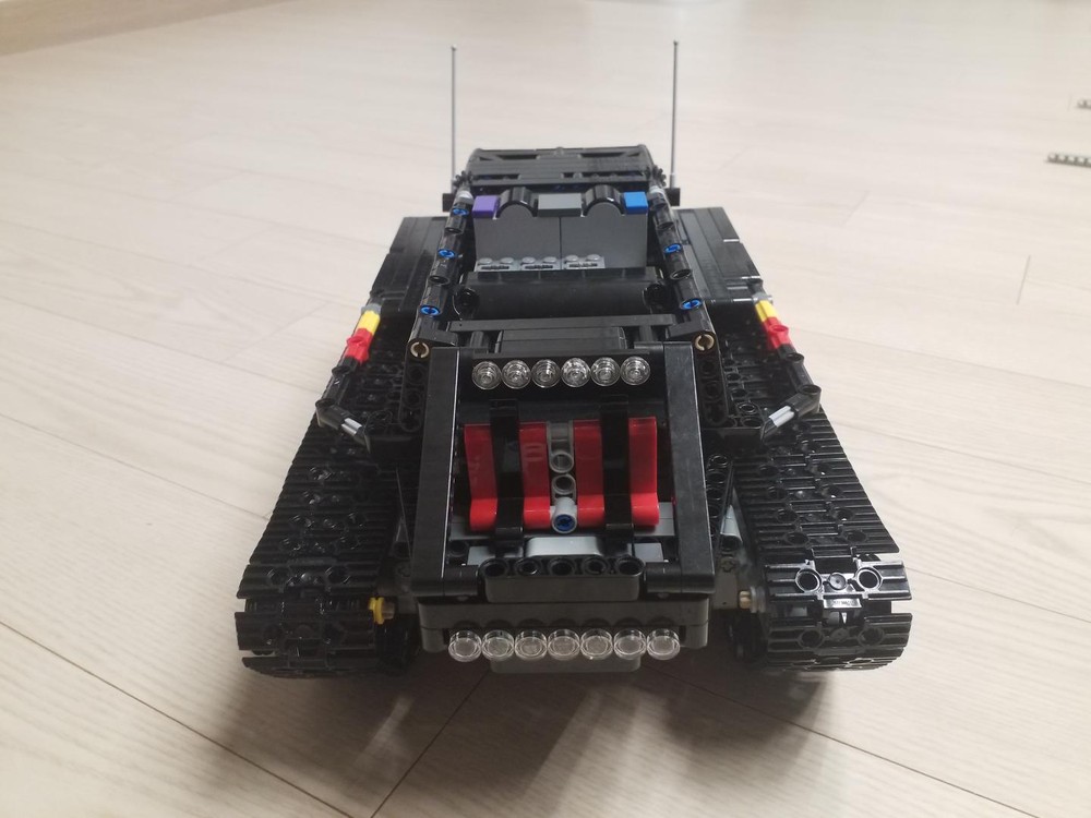 LEGO MOC RC Tank (Tracked Vehicle) by mechahn | Rebrickable - Build ...