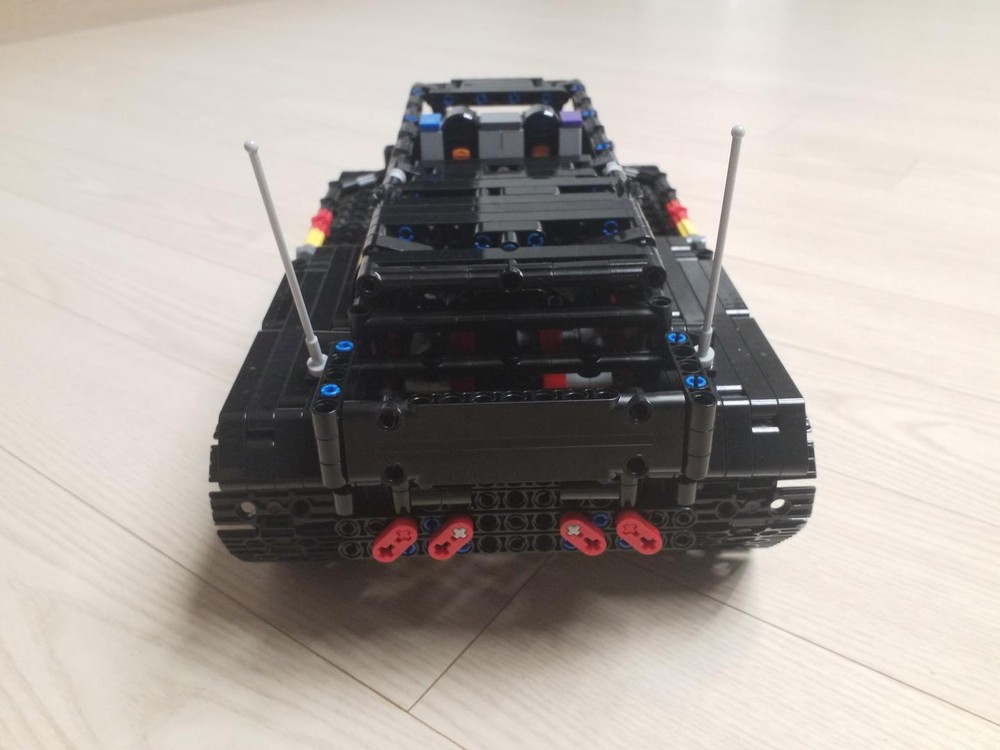 LEGO MOC RC Tank (Tracked Vehicle) by mechahn | Rebrickable - Build ...