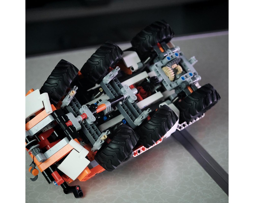 LEGO MOC 42139 B-Model - "TPZ Fuchs 6x2" by legendsofleo | Rebrickable ...