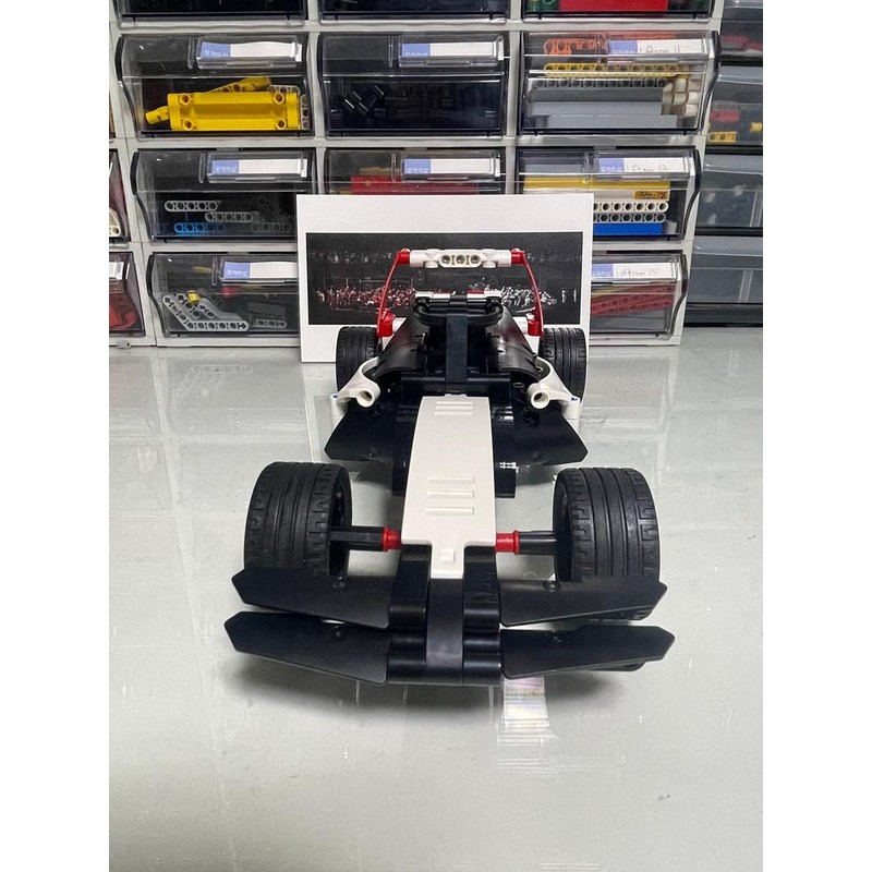 LEGO MOC 42137 C model F1 Car by TechnicUnited | Rebrickable - Build ...