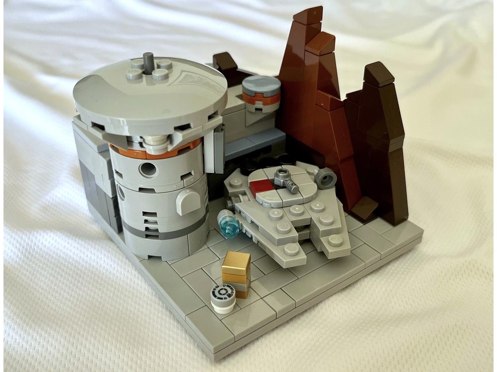 LEGO MOC Mini-llennium Falcon by sabi_wabi | Rebrickable - Build with LEGO