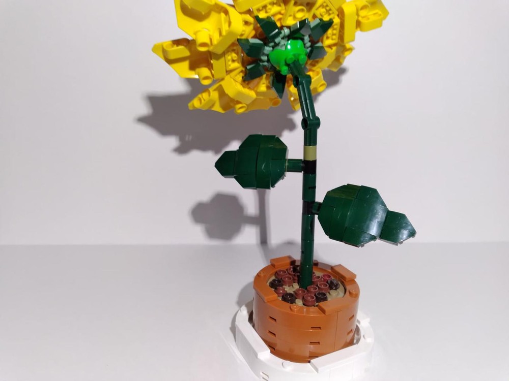 Lego Moc Sunflower By Thedeltabuilder Rebrickable Build With Lego